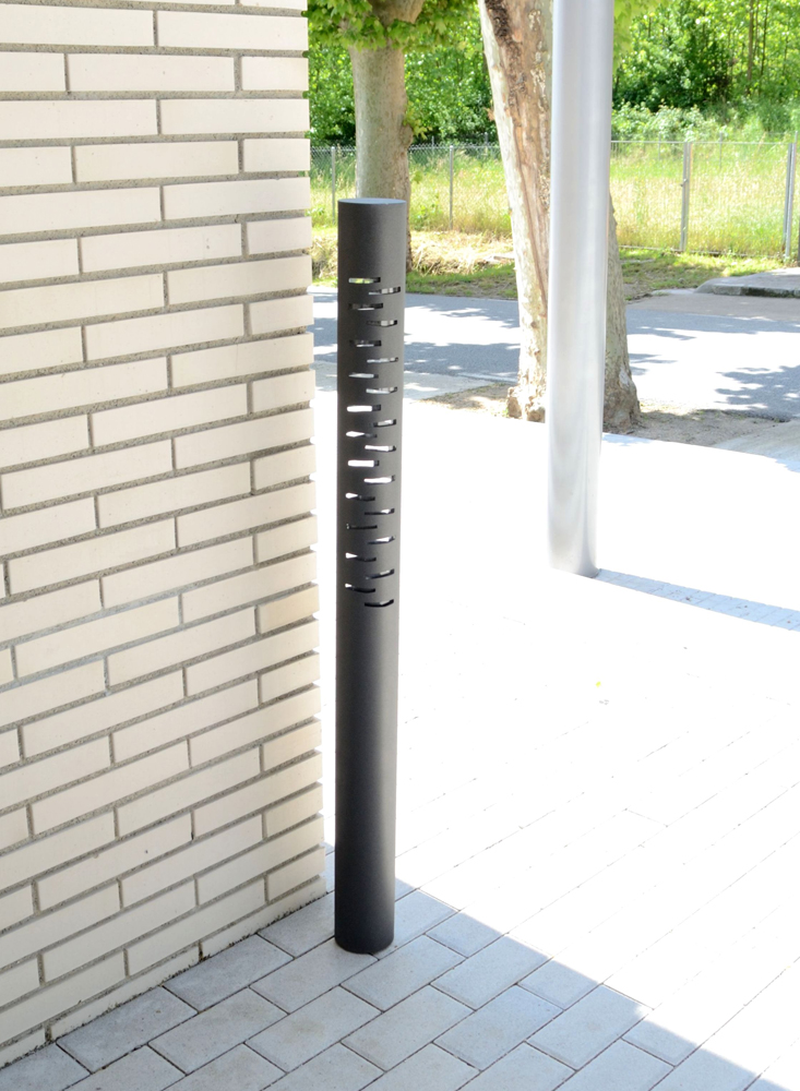 BOLIGHT : BOLLARD – Frepat Urban, Street Furniture