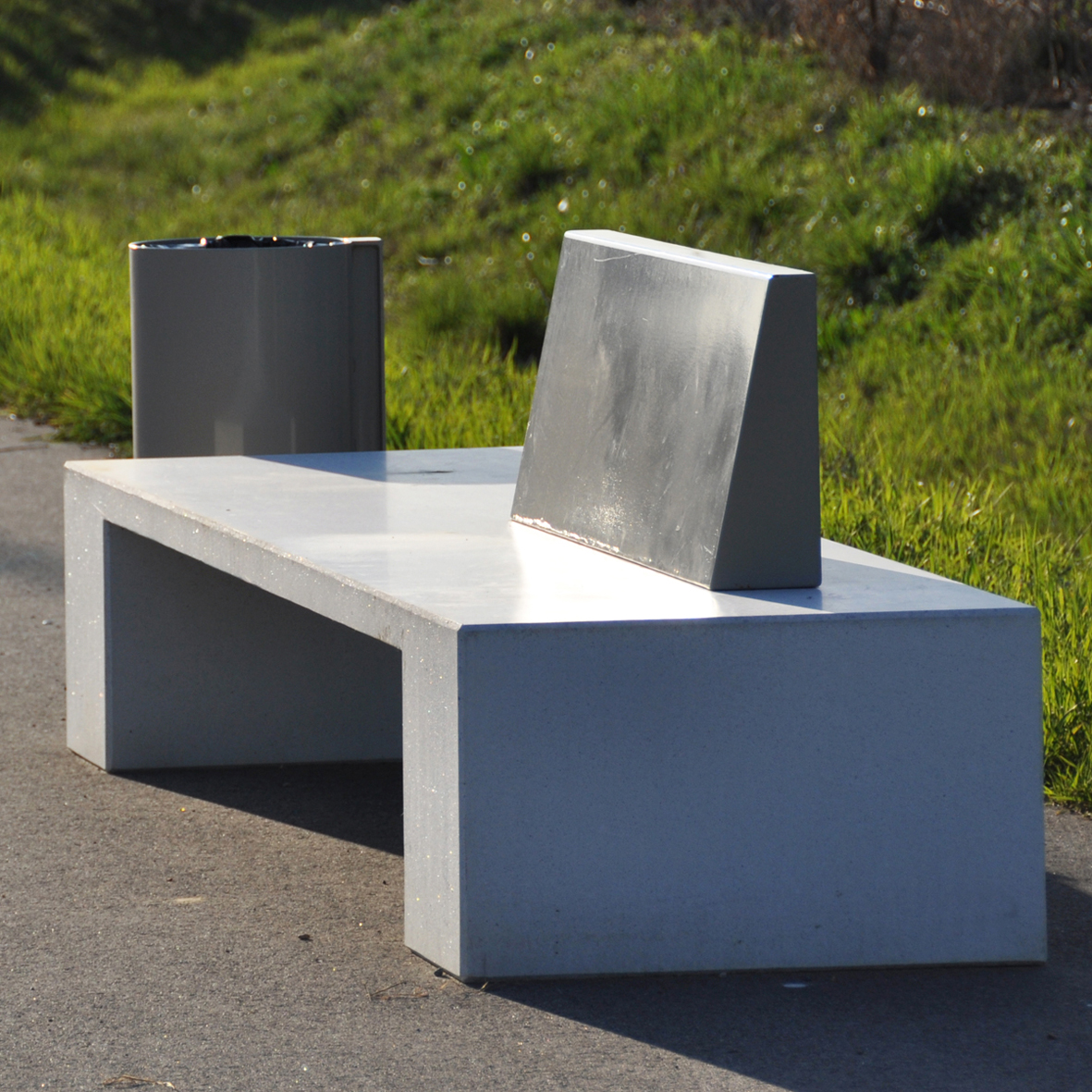 FREPAT – BOLLARDS, BARRIERS & BICYCLE RACKS